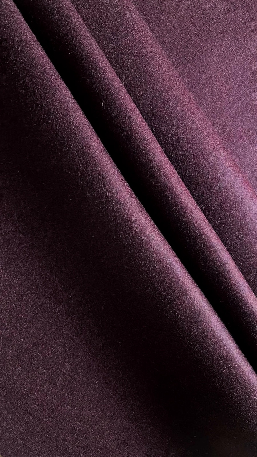 Echantillon de Feutre de laine bordeaux | TISSUMARKET